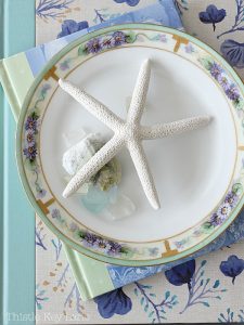 Decorating With Plates Simple And Easy - Thistle Key Lane