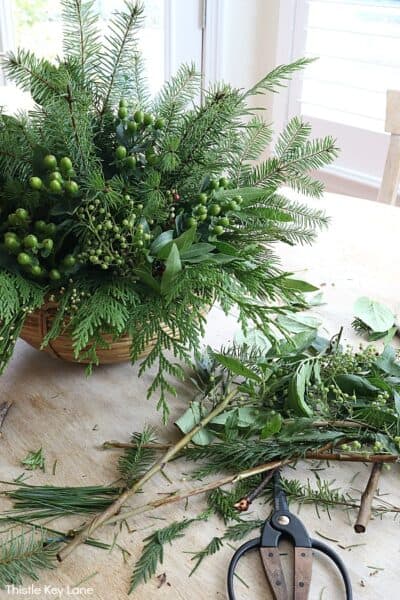 Evergreen Christmas Centerpiece And Tablescape - Thistle Key Lane