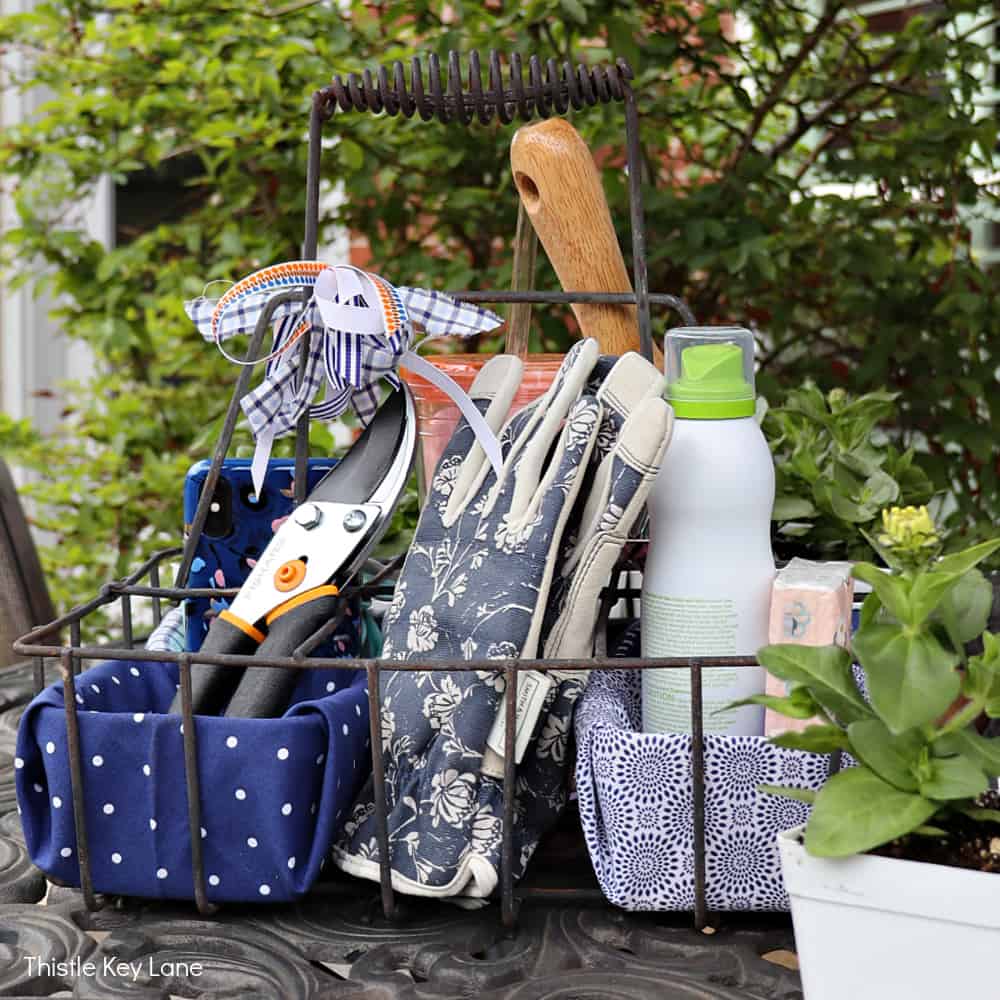 DIY Garden Tool Caddy - Thistle Key Lane