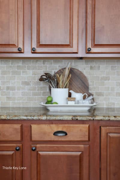 Using Trays To Control Kitchen Clutter - Thistle Key Lane