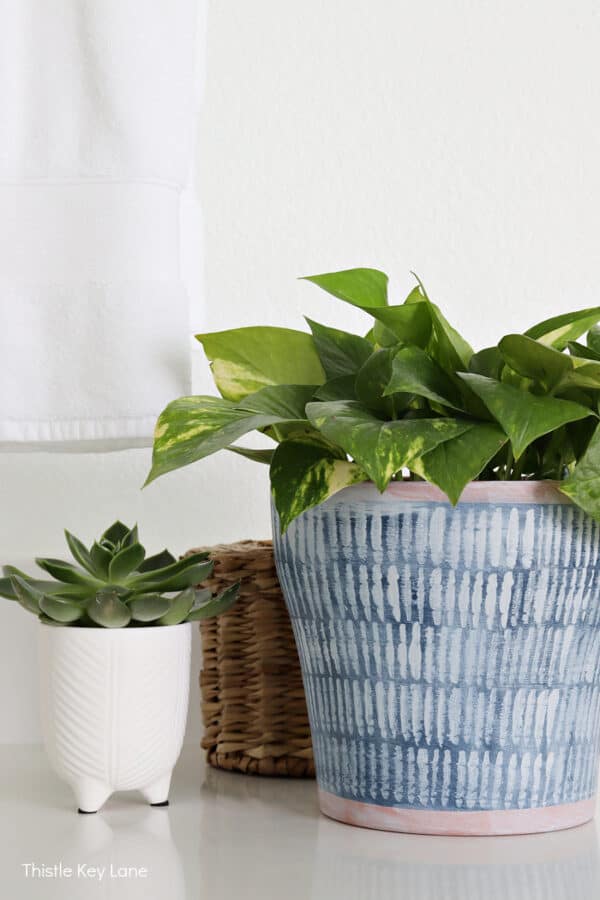 How To Hand Paint A Cachepot - Thistle Key Lane