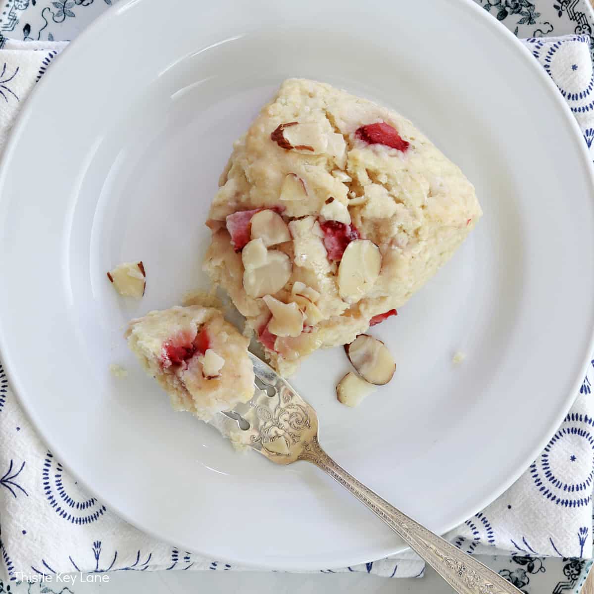 Strawberry Scone Recipe - Thistle Key Lane