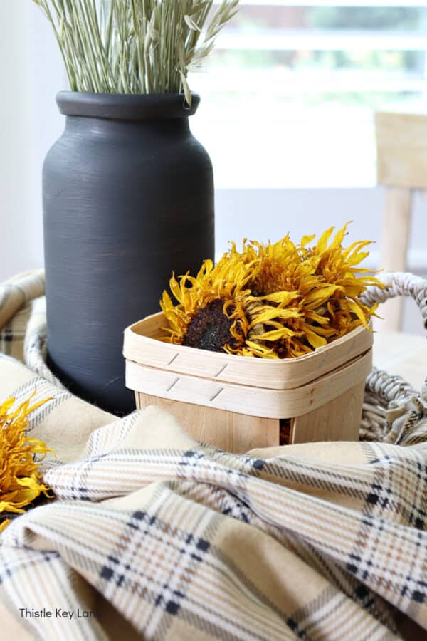 How To Make A Plaid Table Throw - Thistle Key Lane