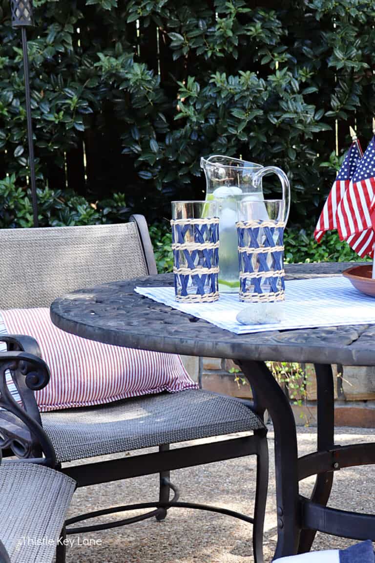 Easy Red White And Blue Patio Styling - Thistle Key Lane