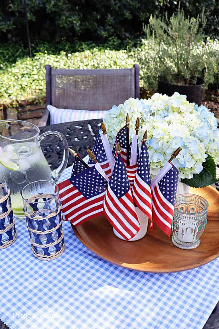 Easy Red White And Blue Patio Styling - Thistle Key Lane
