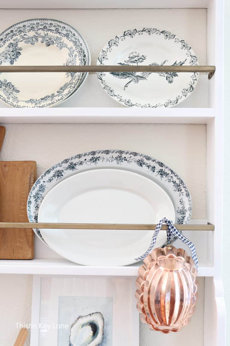 Styling A Plate Display Wall Rack - Thistle Key Lane