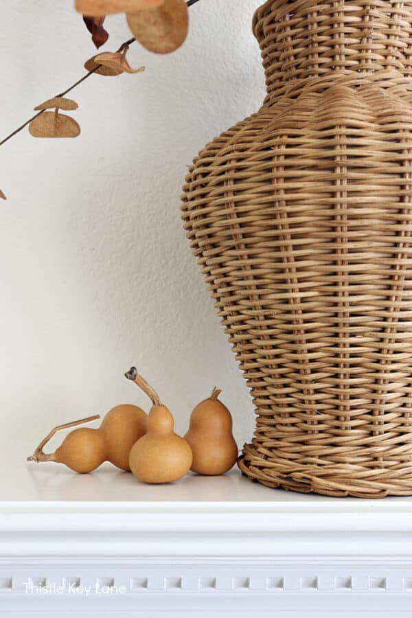 Cozy And Subtle Fall Decor Ideas - Thistle Key Lane