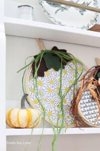 DIY Embroidery Hoop Pumpkins - Thistle Key Lane