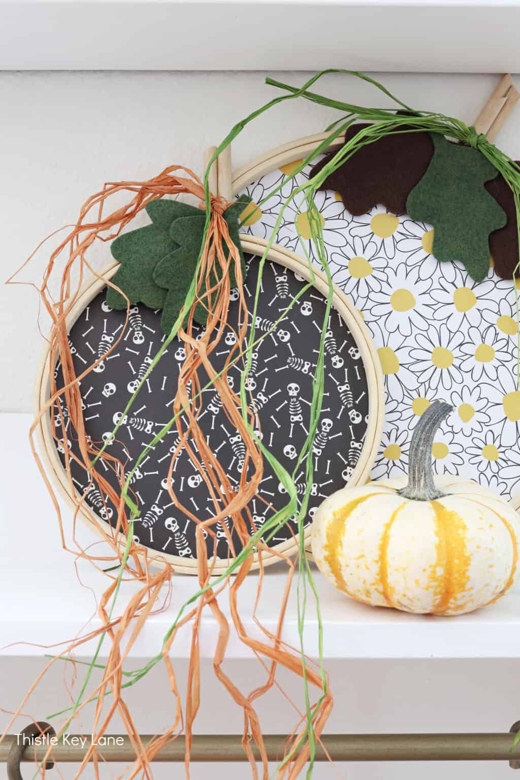 DIY Embroidery Hoop Pumpkins - Thistle Key Lane