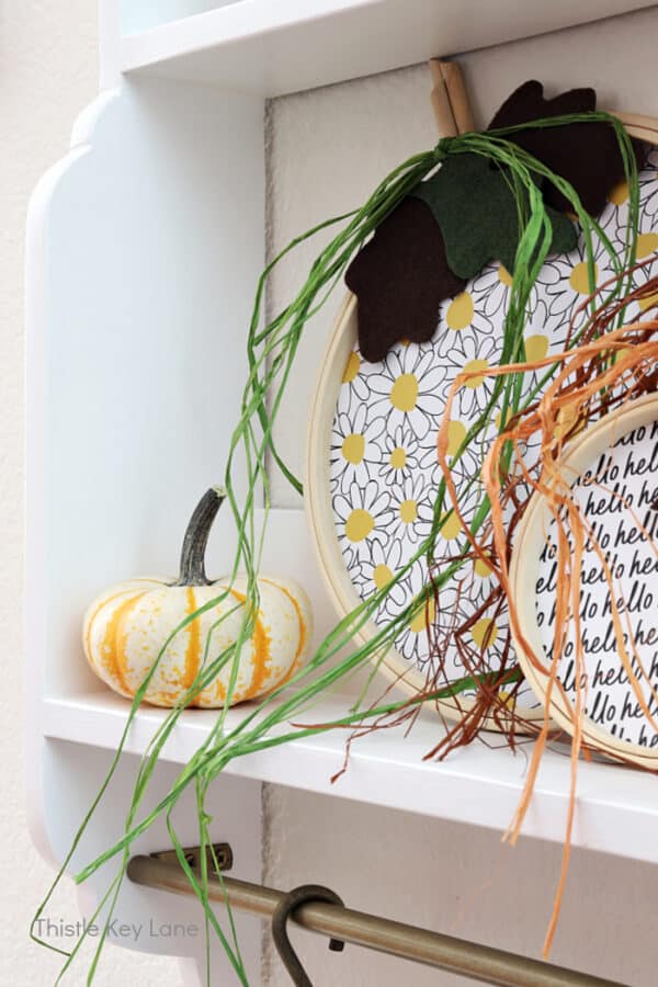 DIY Embroidery Hoop Pumpkins - Thistle Key Lane