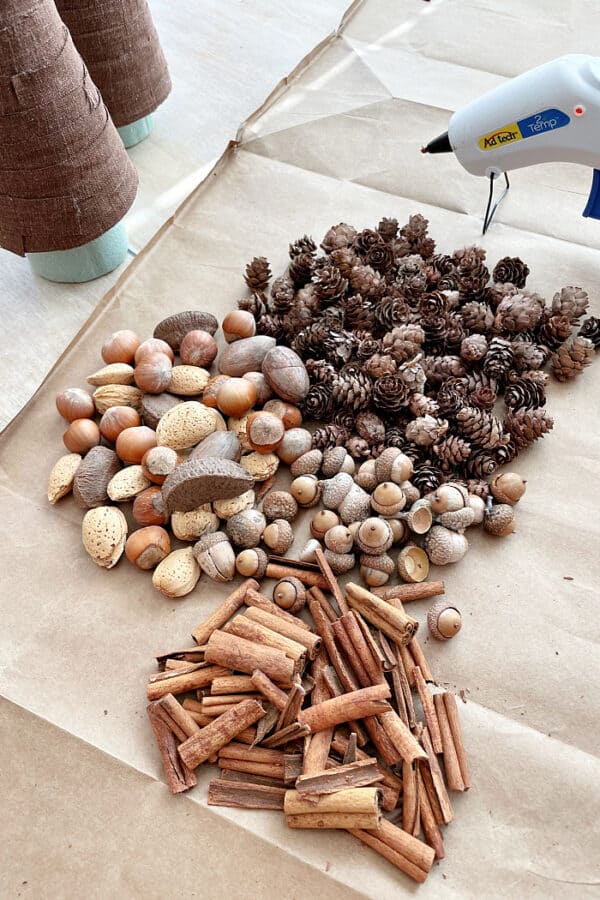 How To Make Pinecone Trees - Thistle Key Lane