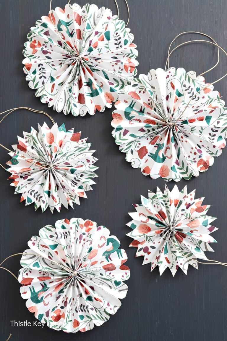 DIY Paper Stars For Christmas - Thistle Key Lane