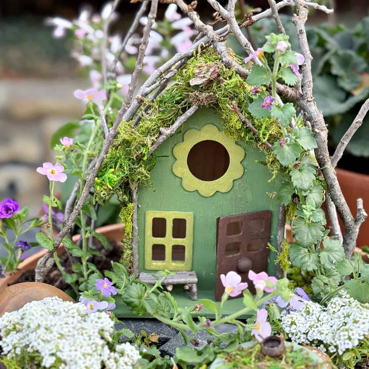 How To Make A Flower Pot Fairy Garden - Thistle Key Lane